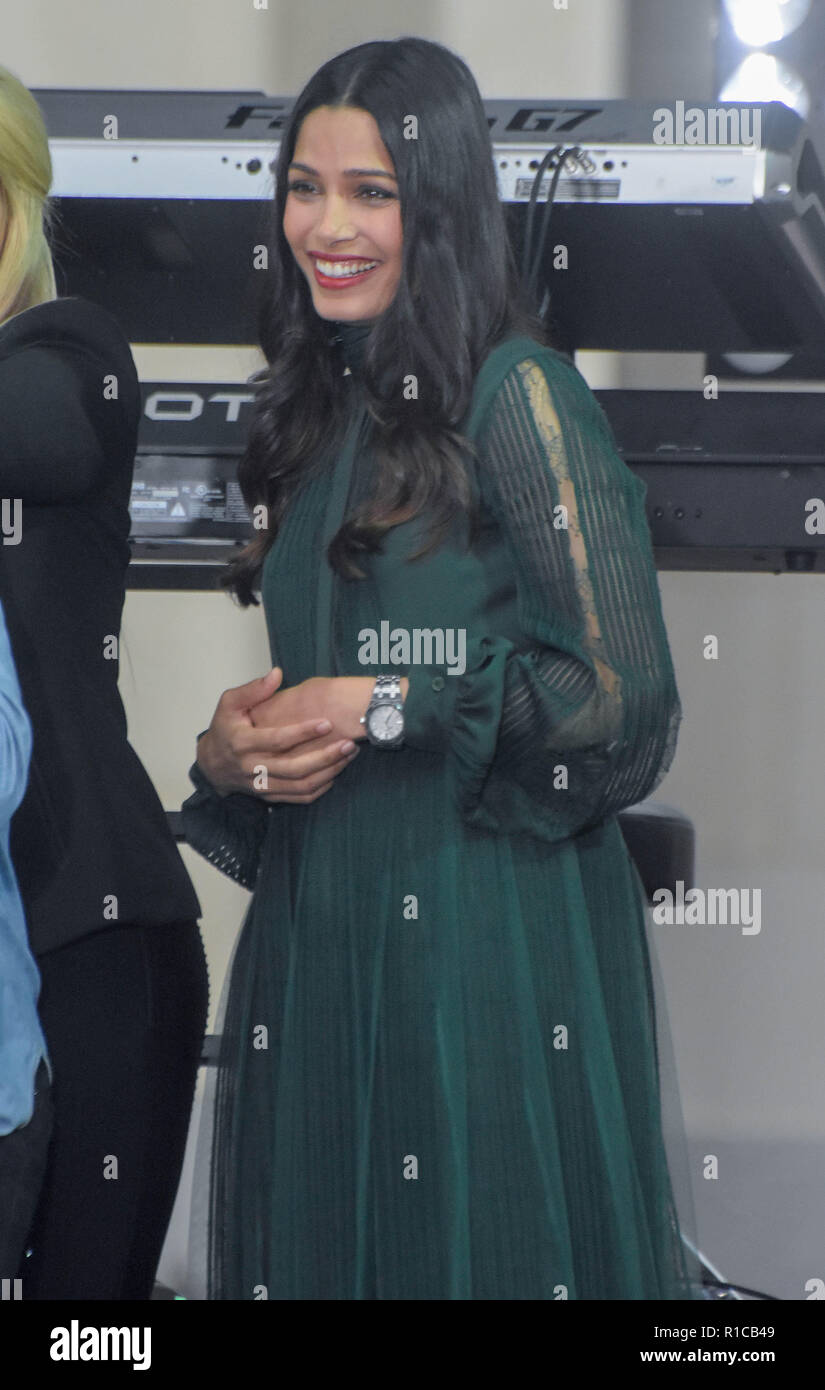 Frida pinto hi-res stock photography and images - Alamy