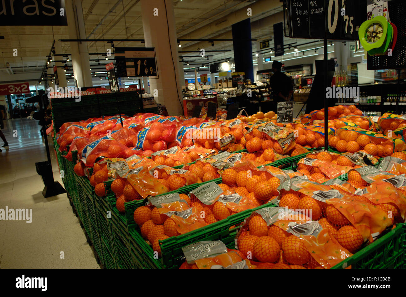 Carrefour Bag High Resolution Stock Photography and Images - Alamy