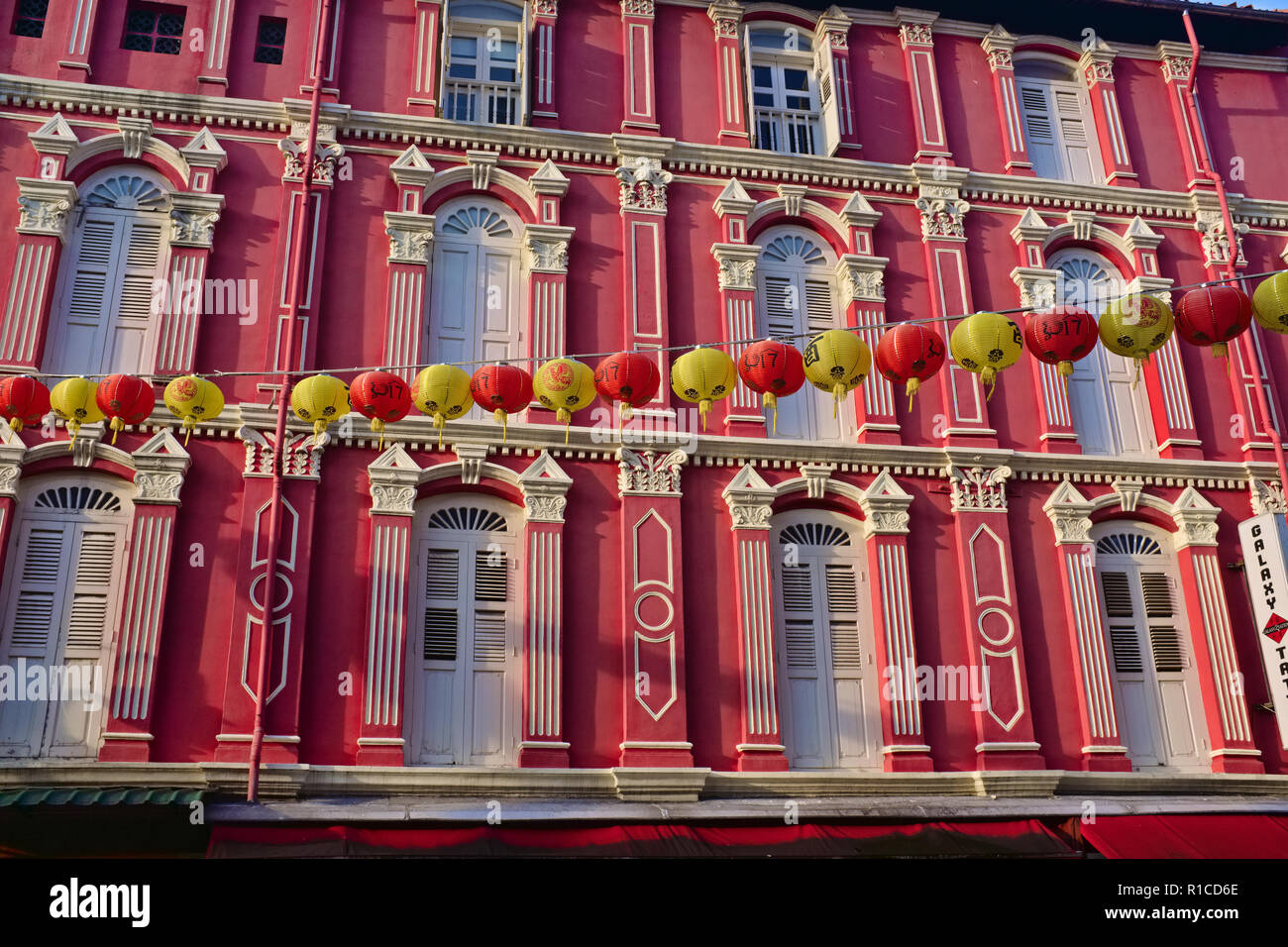 A beautifully restored old Chinese house in Temple Street, Chinatown ...