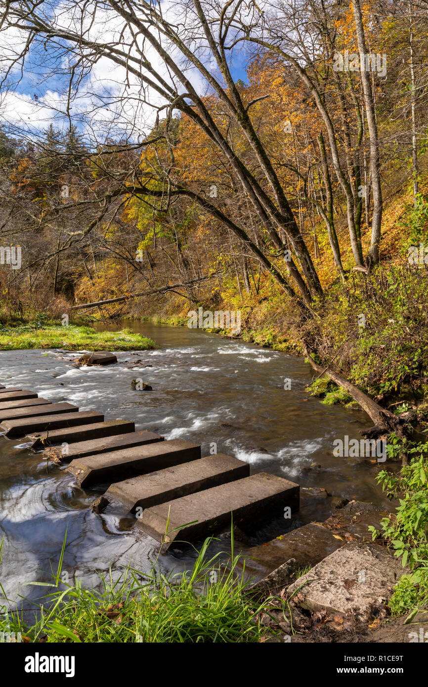 Bridge stream river woods hi-res stock photography and images - Alamy