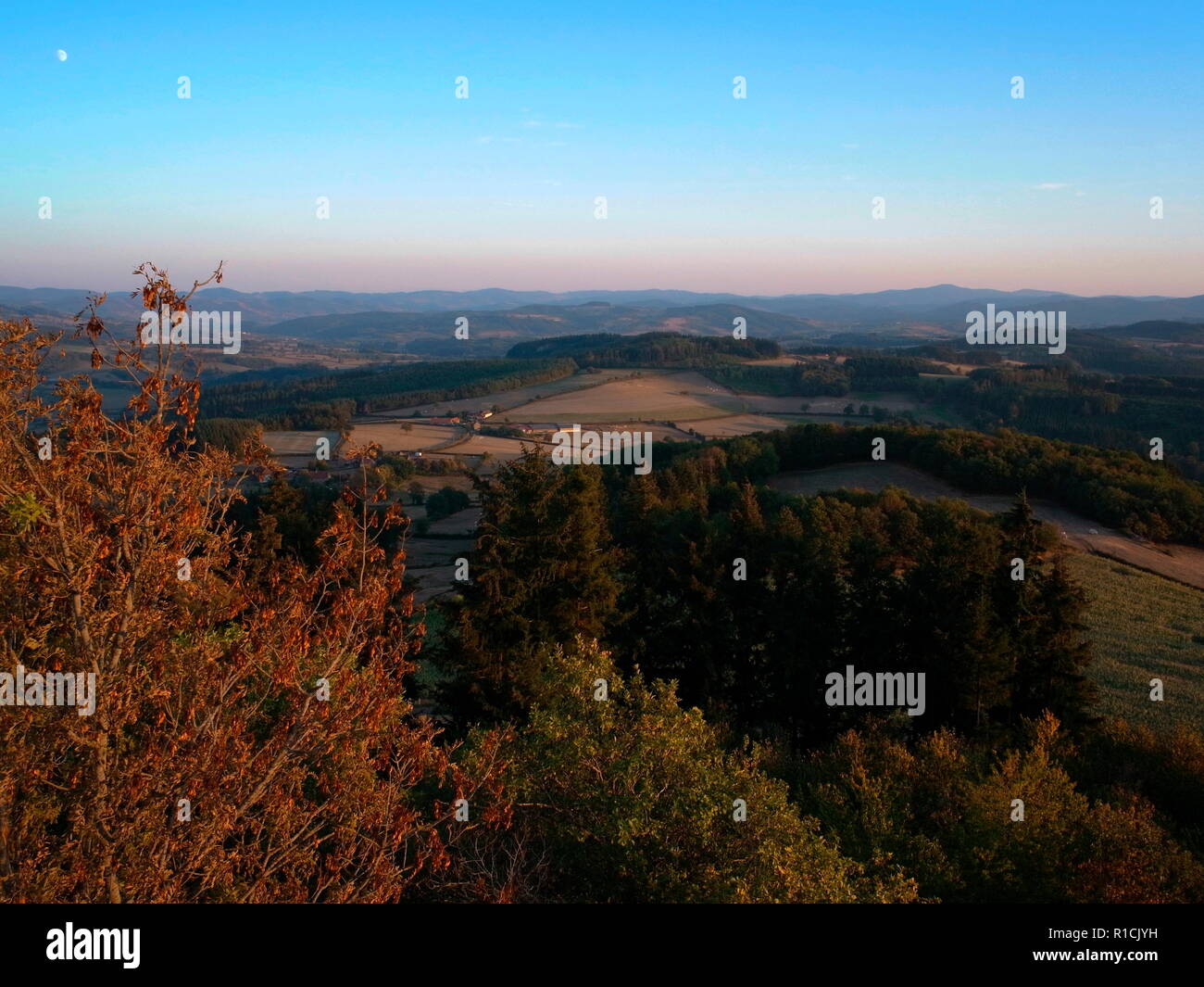 Suin panorama hi-res stock photography and images - Alamy