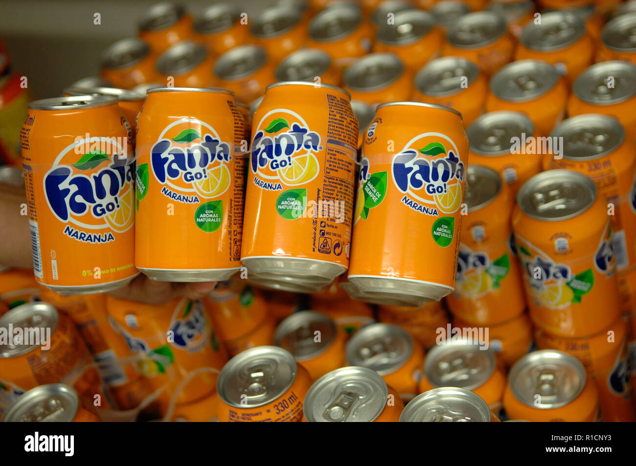 Fanta go hi-res stock photography and images - Alamy