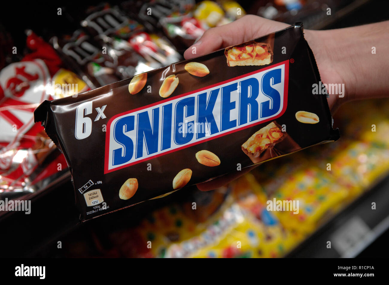 Marathon bars hi-res stock photography and images - Alamy