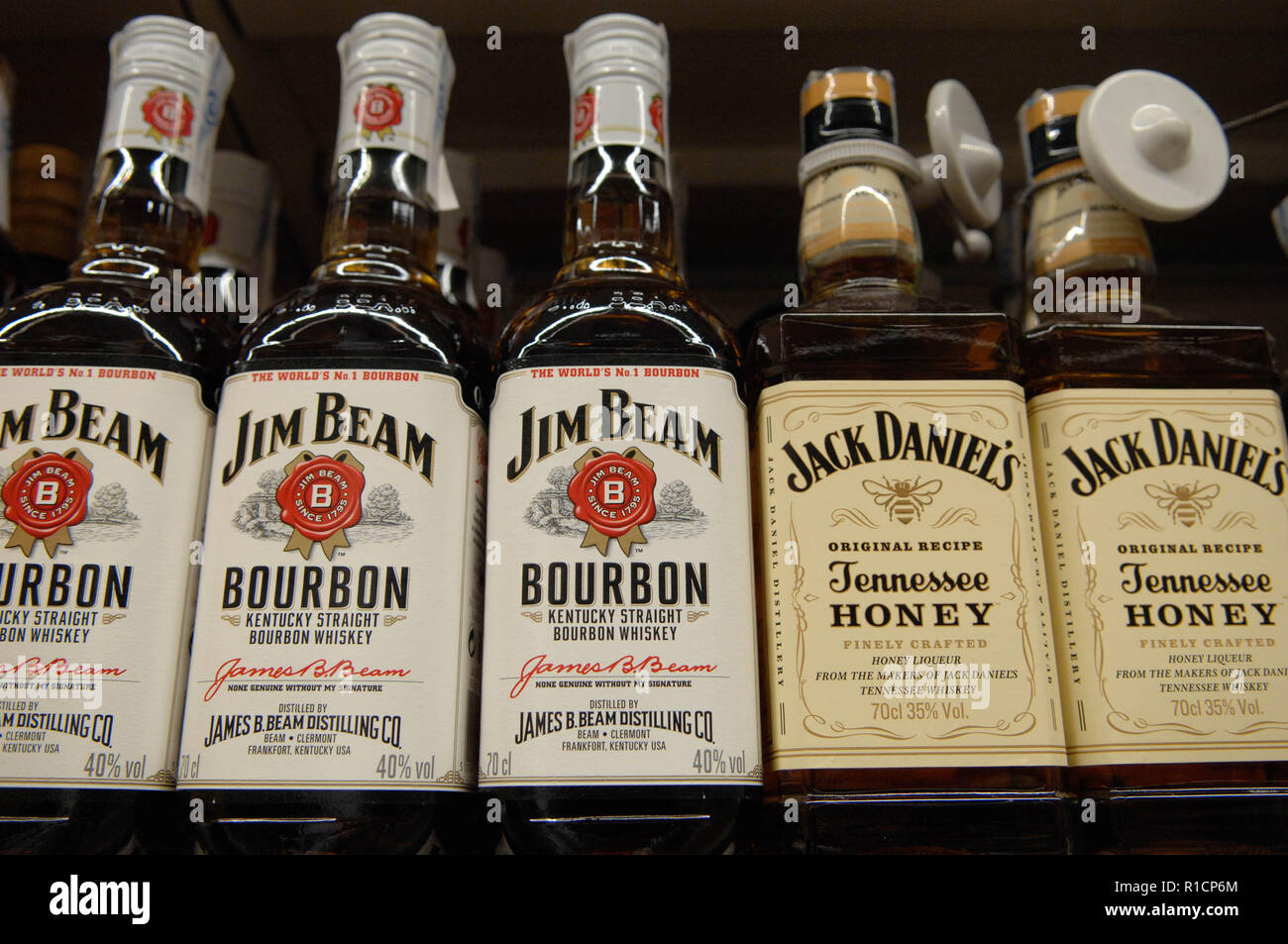 Suntory holdings hi-res stock photography and images - Alamy