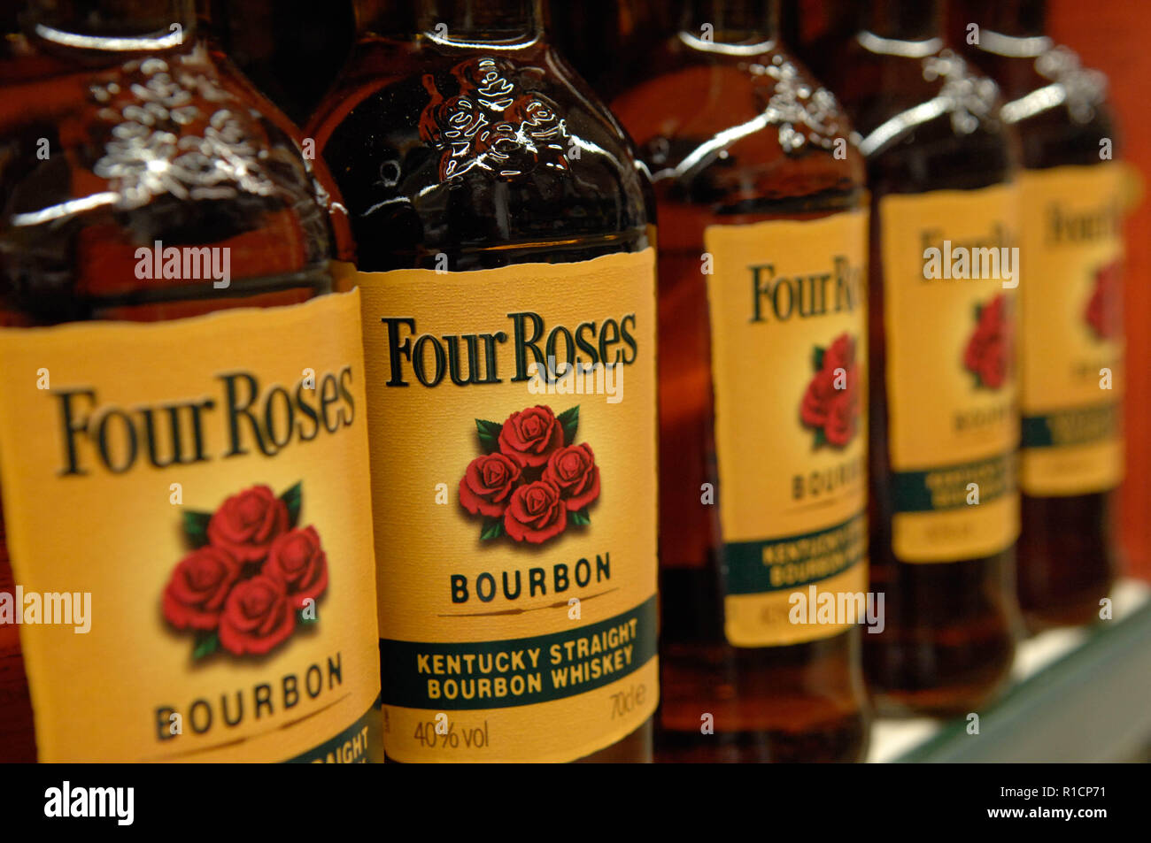Bourbon kentucky four roses hi-res stock photography and images - Alamy
