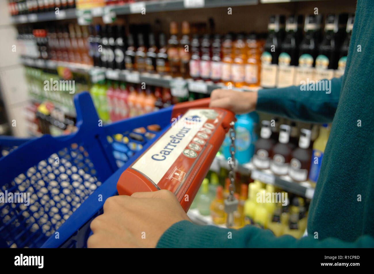 Booze trolley hi-res stock photography and images - Alamy