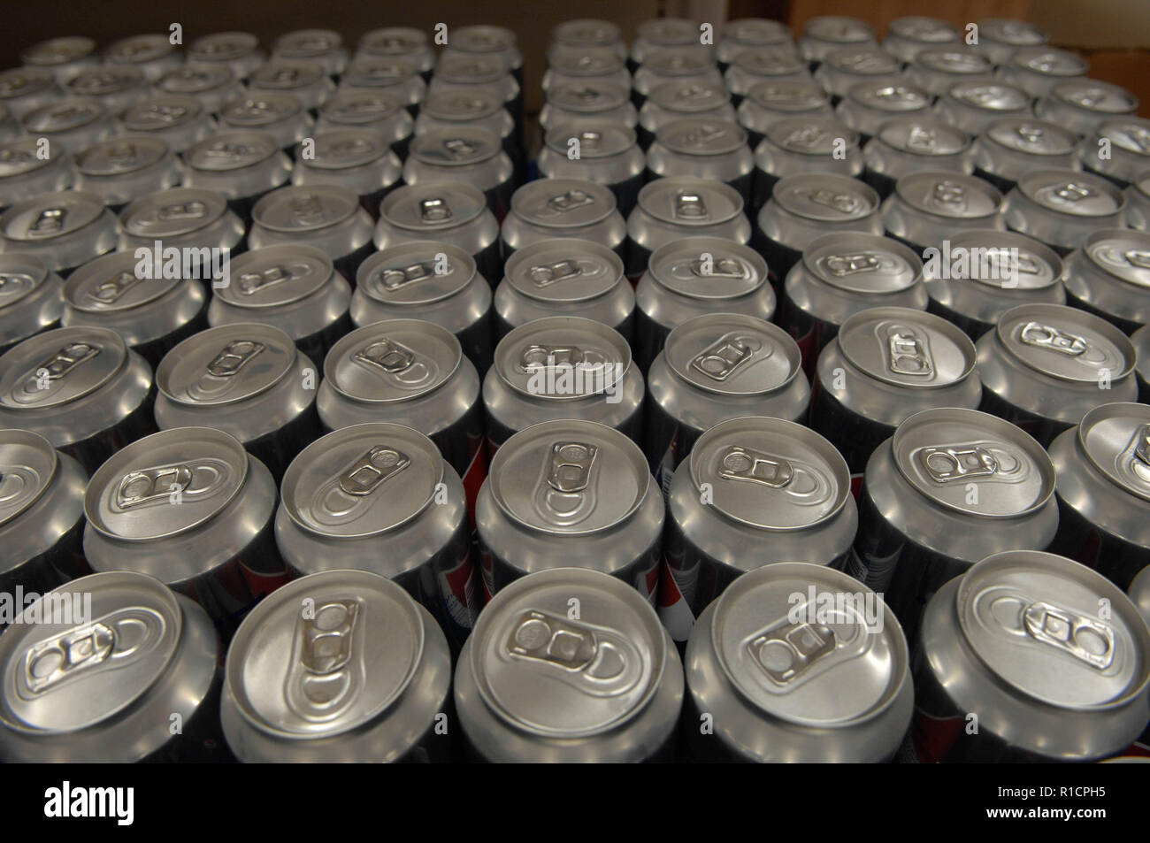 tins of pepsi,pull rings Stock Photo - Alamy