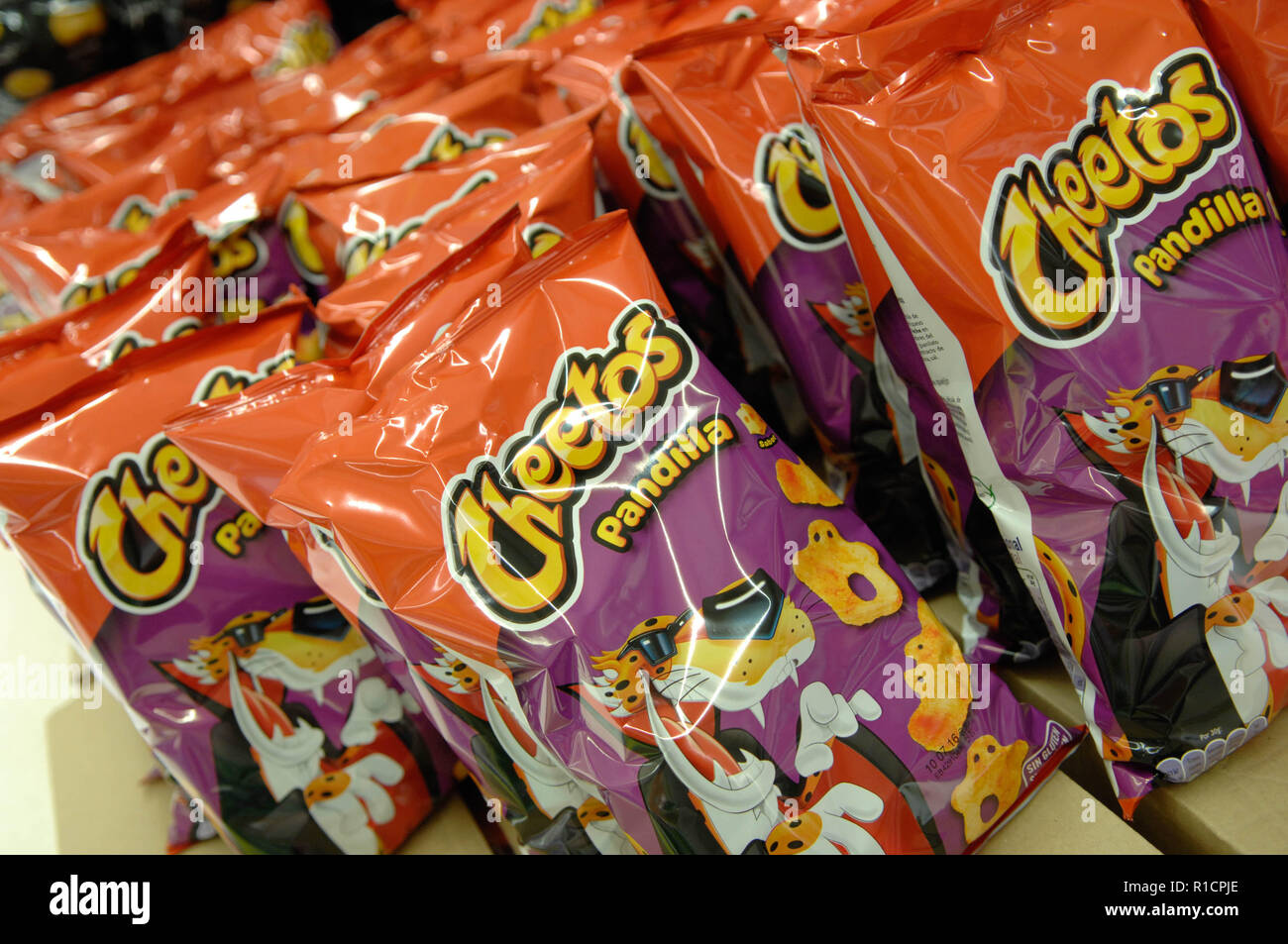 Cheetos mascot hi-res stock photography and images - Alamy