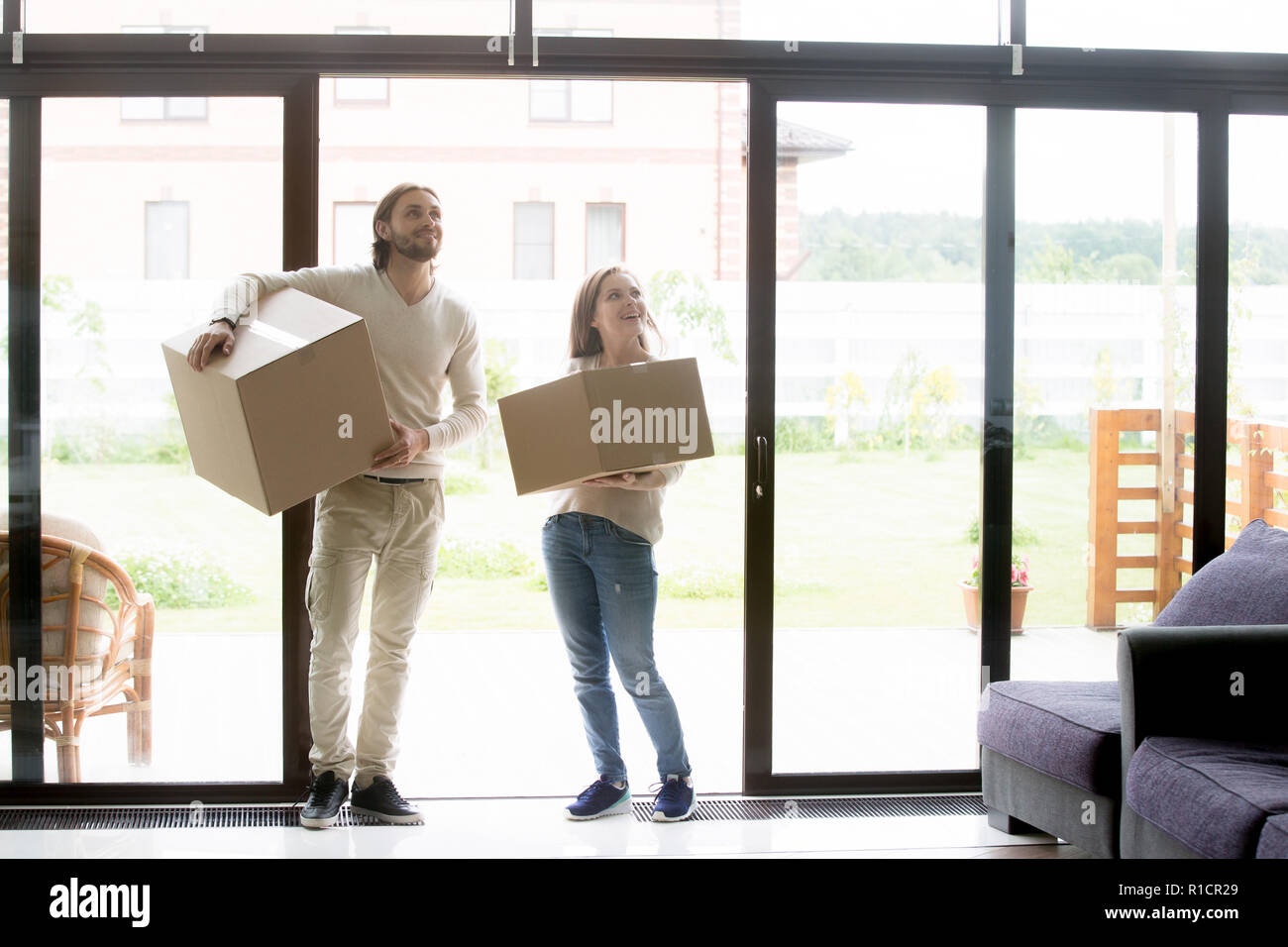 Unopened boxes hi-res stock photography and images - Alamy