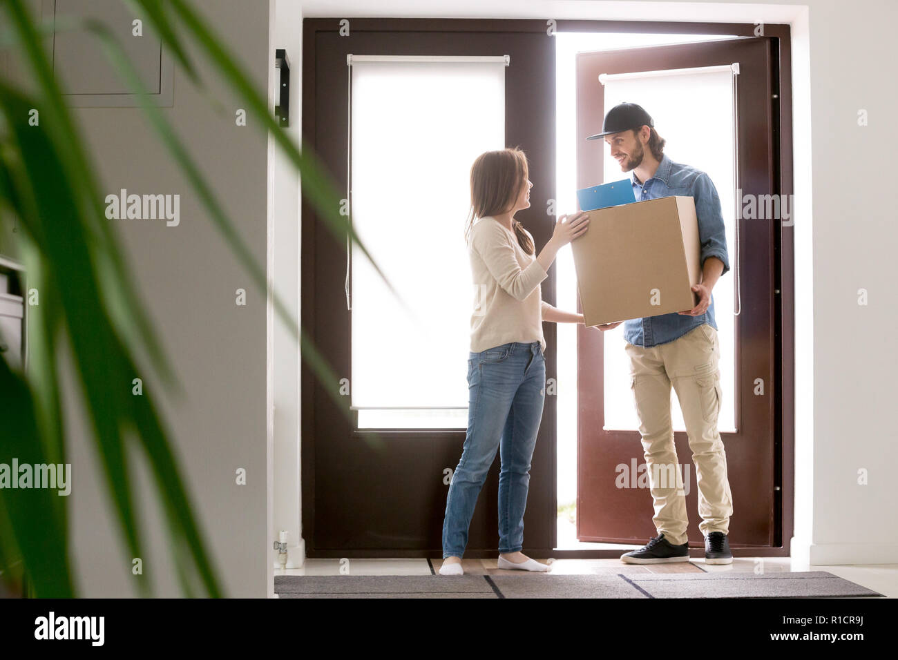 Bring express hi-res stock photography and images - Alamy