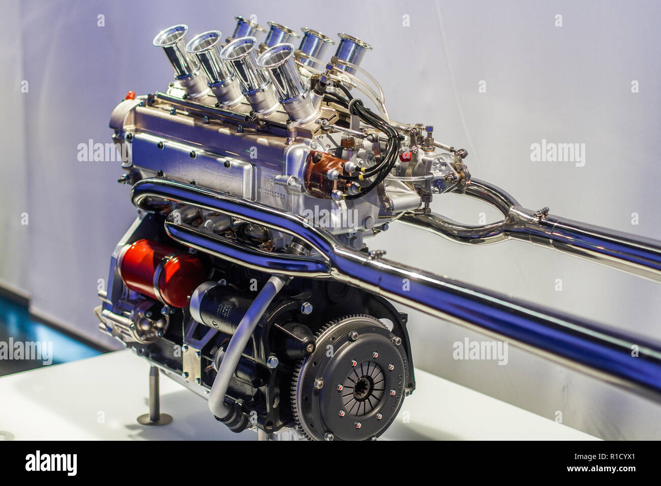 Inline four engine hi-res stock photography and images - Alamy