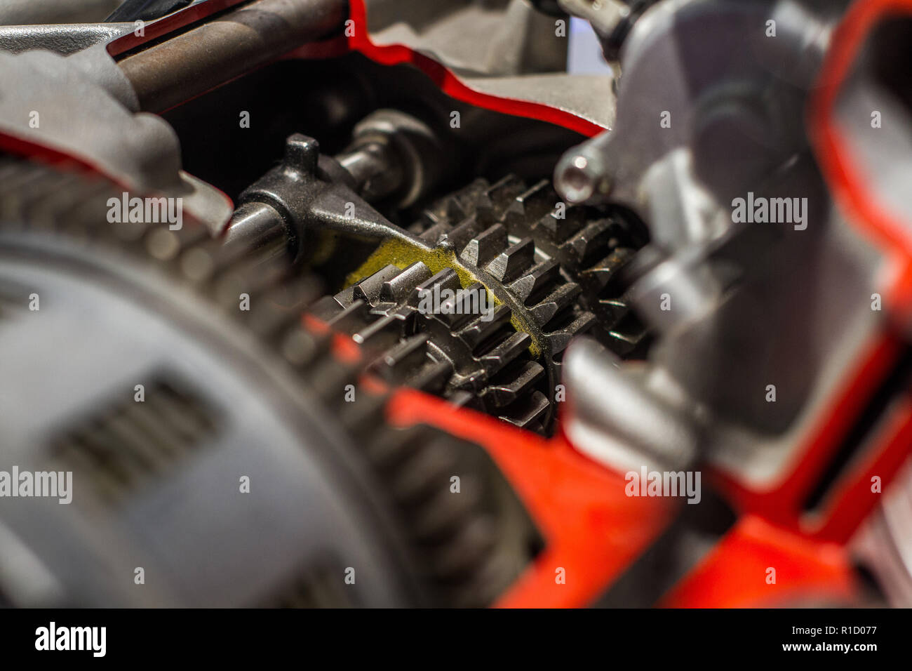 Open gearbox hi-res stock photography and images - Alamy