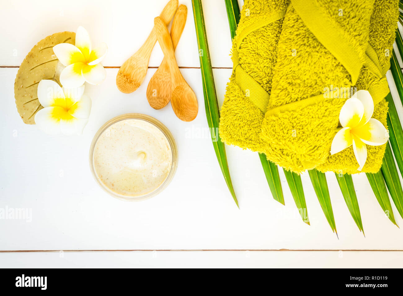 Beauty background with facial cosmetic products Stock Photo - Alamy