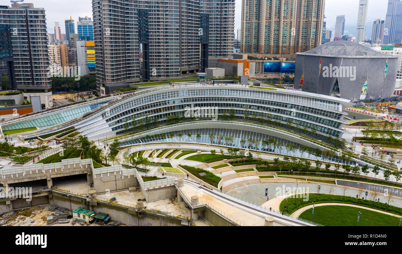Kowloon station hi-res stock photography and images - Alamy