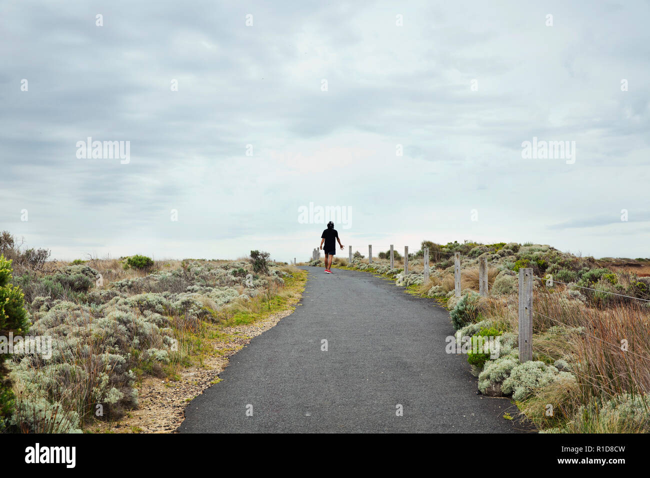 Far away path hi-res stock photography and images - Alamy