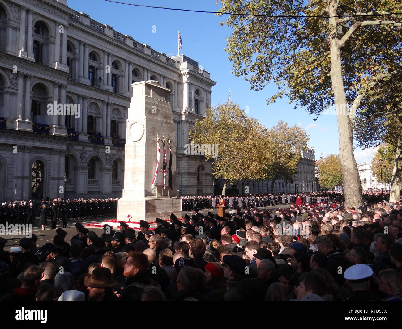 London, UK. 11th Nov 2018. Remembrance Day service at Cenotaph marks ...
