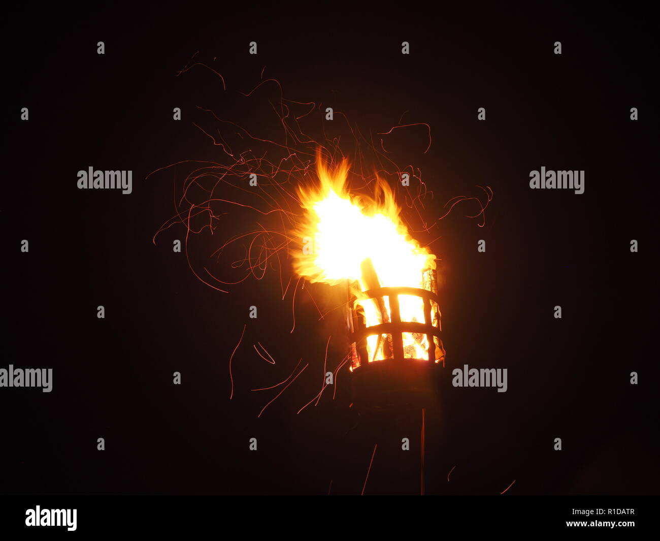 Sheerness, Kent, UK. 11th Nov, 2018. 8th Sheppey Scouts lit a beacon on ...