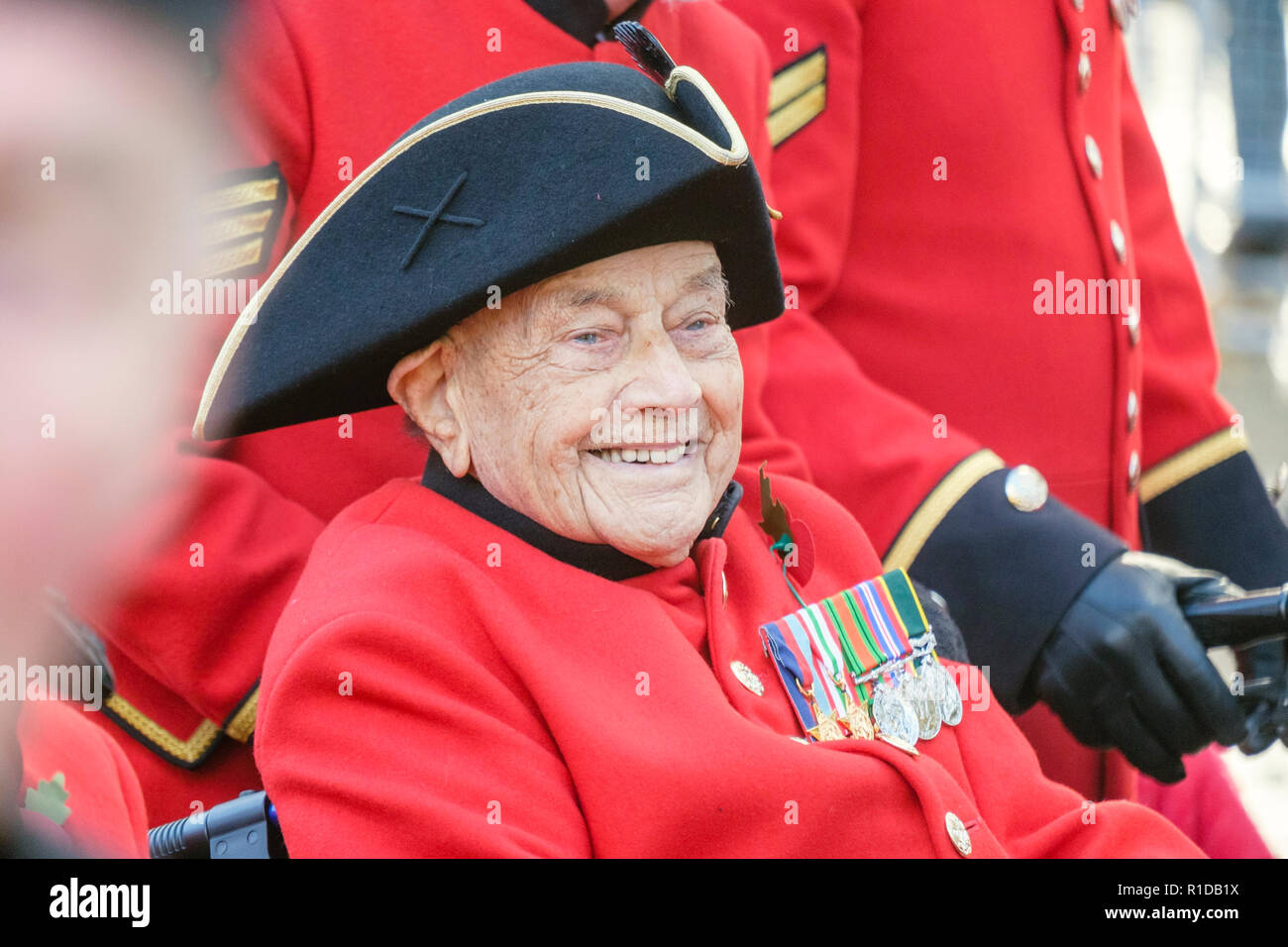 London, UK. 11th November 2018. A smiling Chelsea Pensioner ...