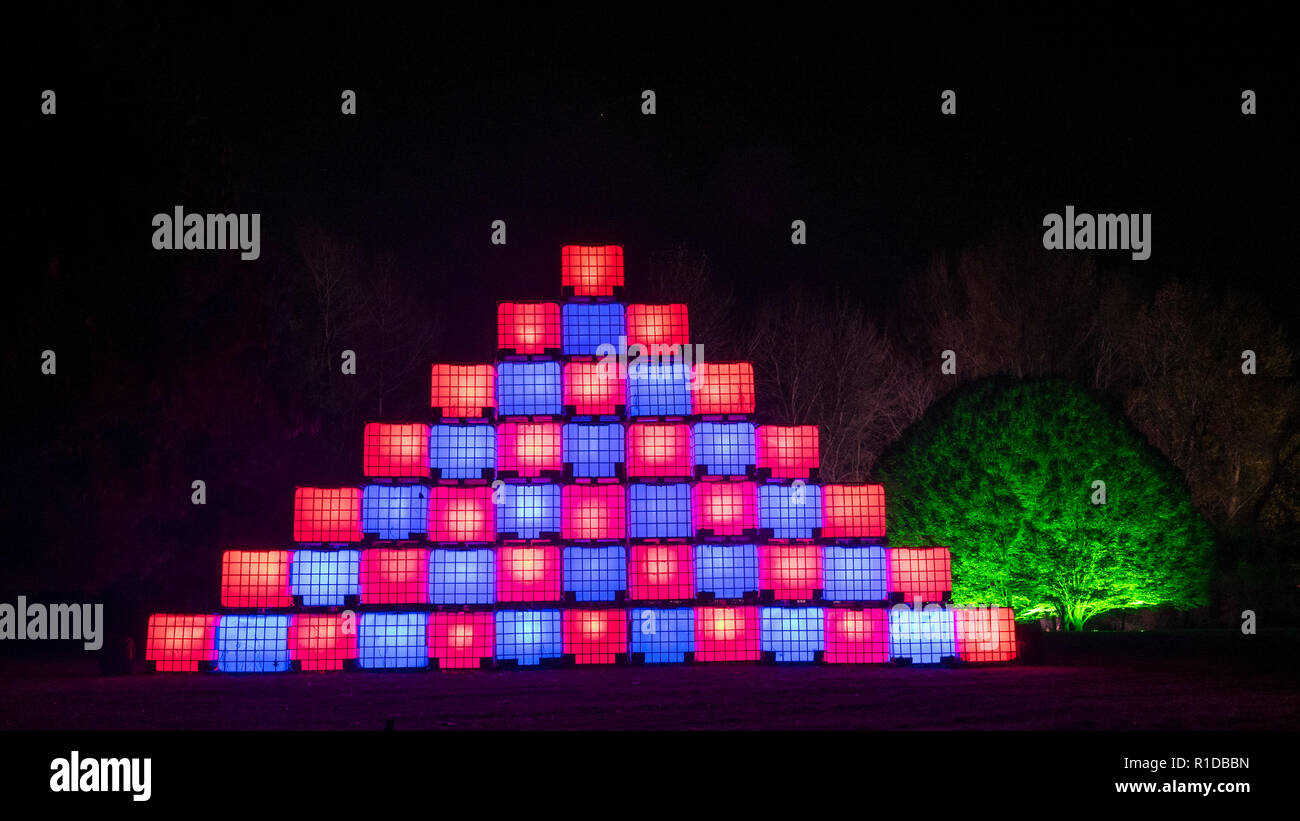 Mesmeric hi-res stock photography and images - Alamy