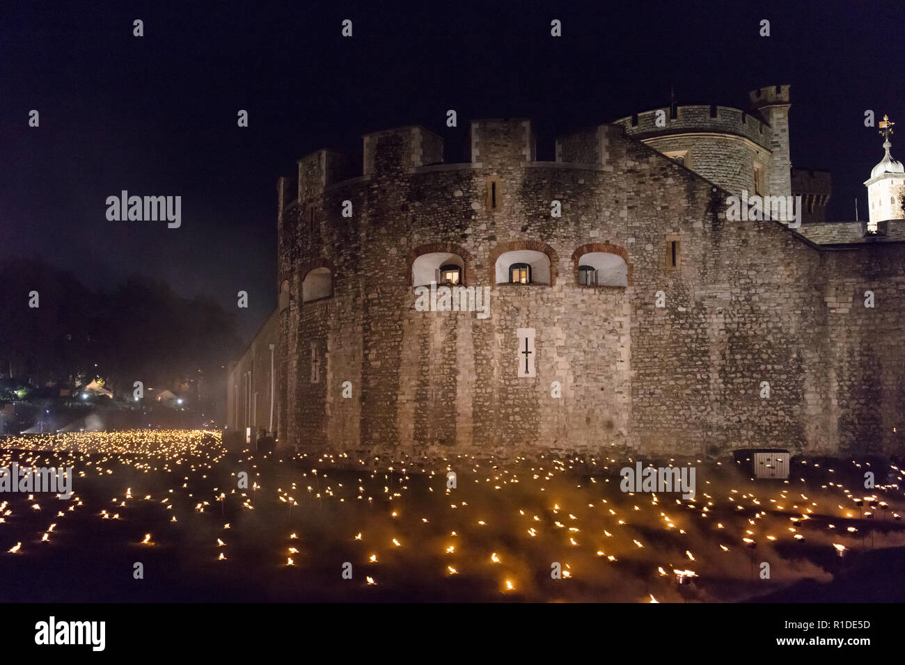 Tower of London Remembrance Memorial, Beyond the Deepening Shadow ...