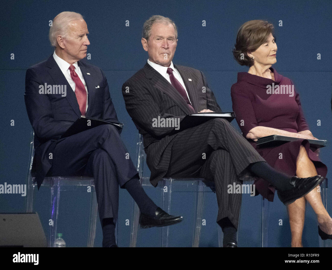 Philadelphia, Pennsylvania, USA. 11th Nov, 2018. Former President ...