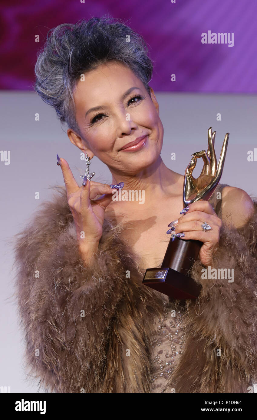 Peter shinnosuke ikehata hi-res stock photography and images - Alamy