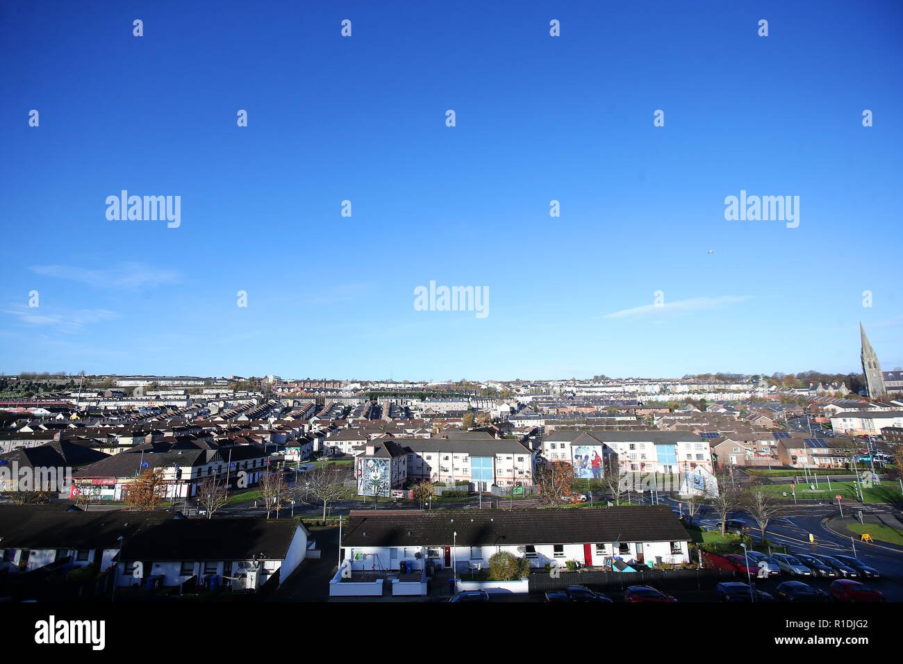 Derry riots hi-res stock photography and images - Alamy
