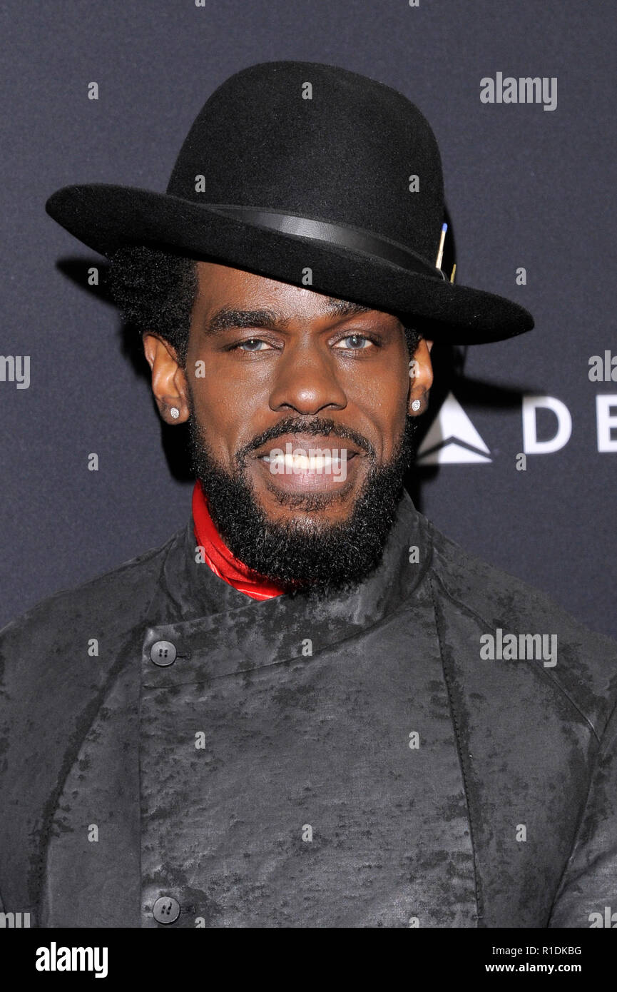 NEW YORK, NY - NOVEMBER 11: Actor Mustafa Shakir attends the 'Robin ...