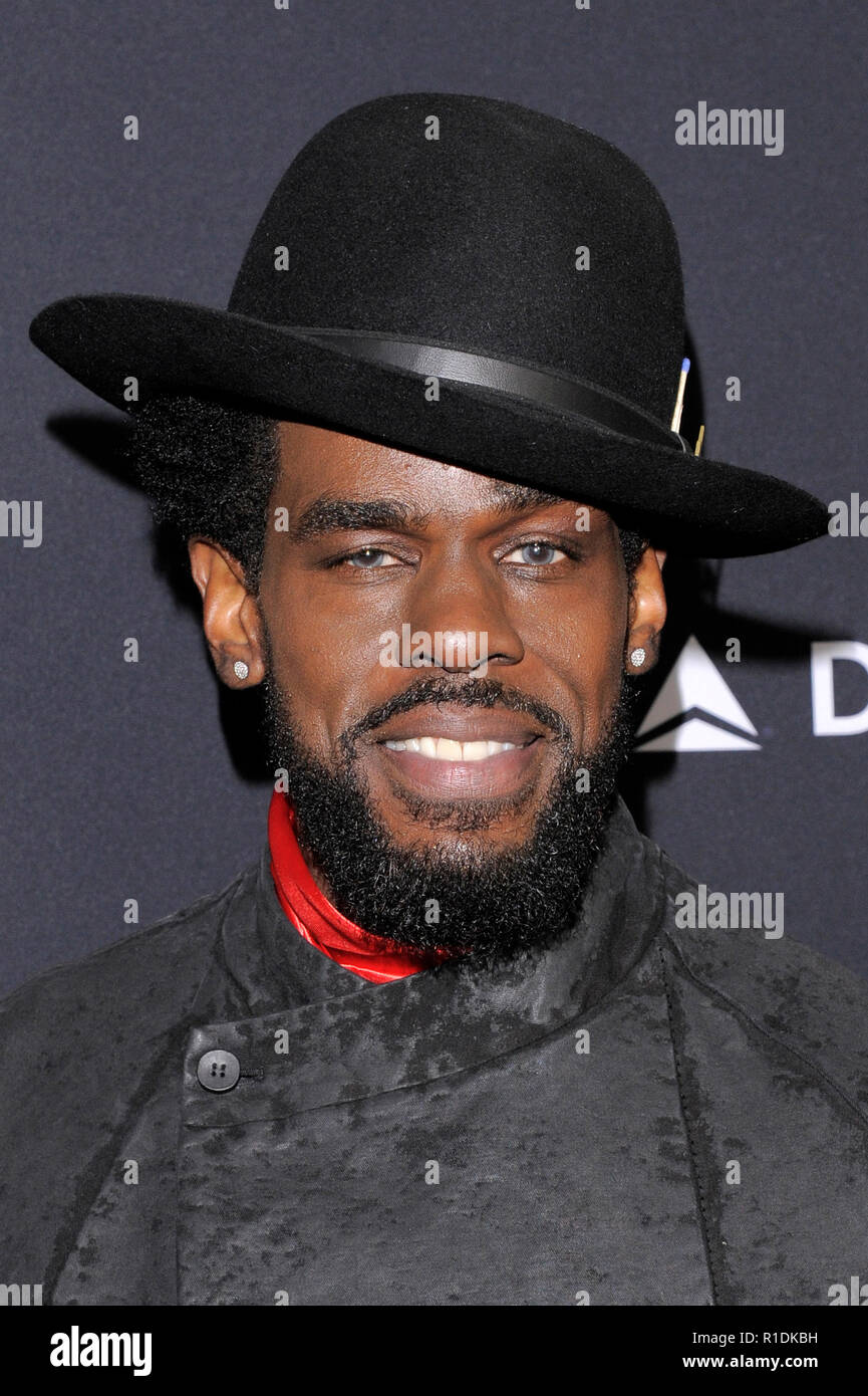 NEW YORK, NY - NOVEMBER 11: Actor Mustafa Shakir attends the 'Robin ...