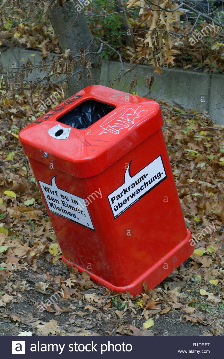 Garbage Can Hamburg Germany High Resolution Stock Photography and ...
