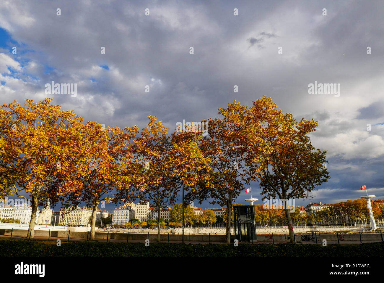 Lyon meteo hi-res stock photography and images - Alamy