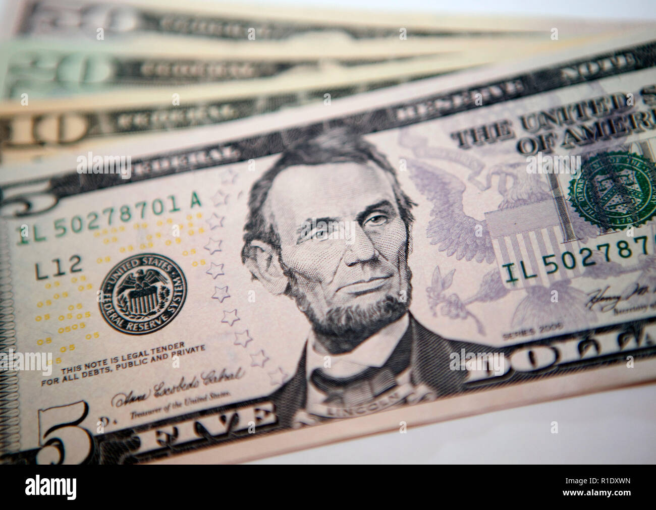 Selection us dollar notes hi-res stock photography and images - Alamy