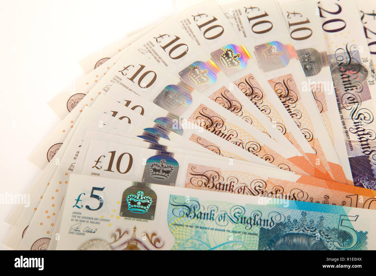 20 pounds notes hi-res stock photography and images - Alamy