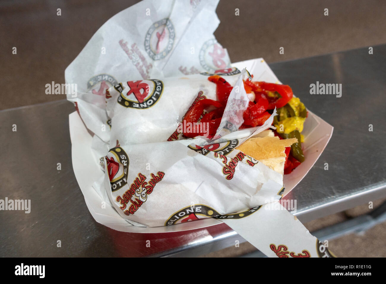 Baseball stadium food hi-res stock photography and images - Alamy