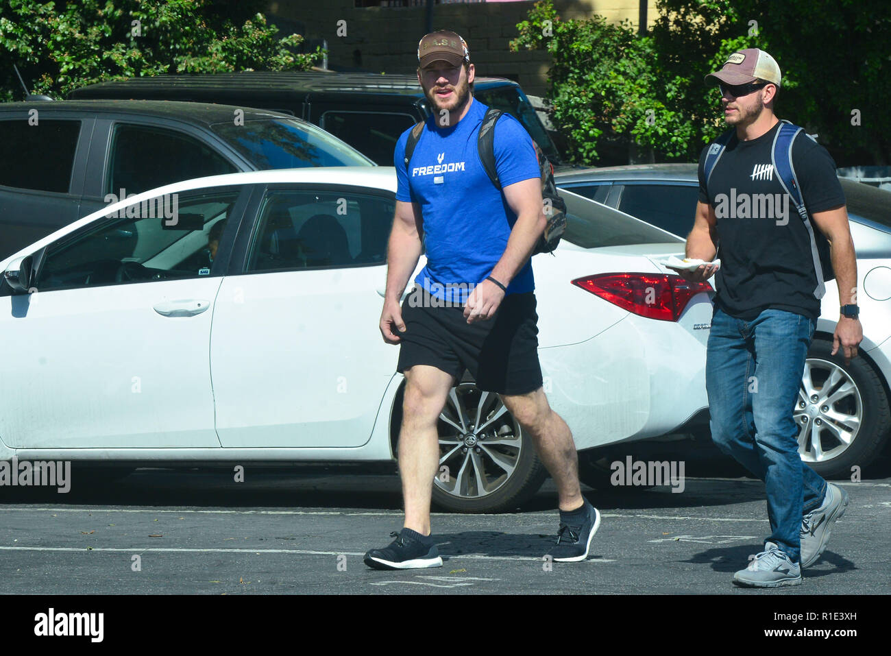 Chris Pratt looks very muscular after a 5 hour workout session with his ...