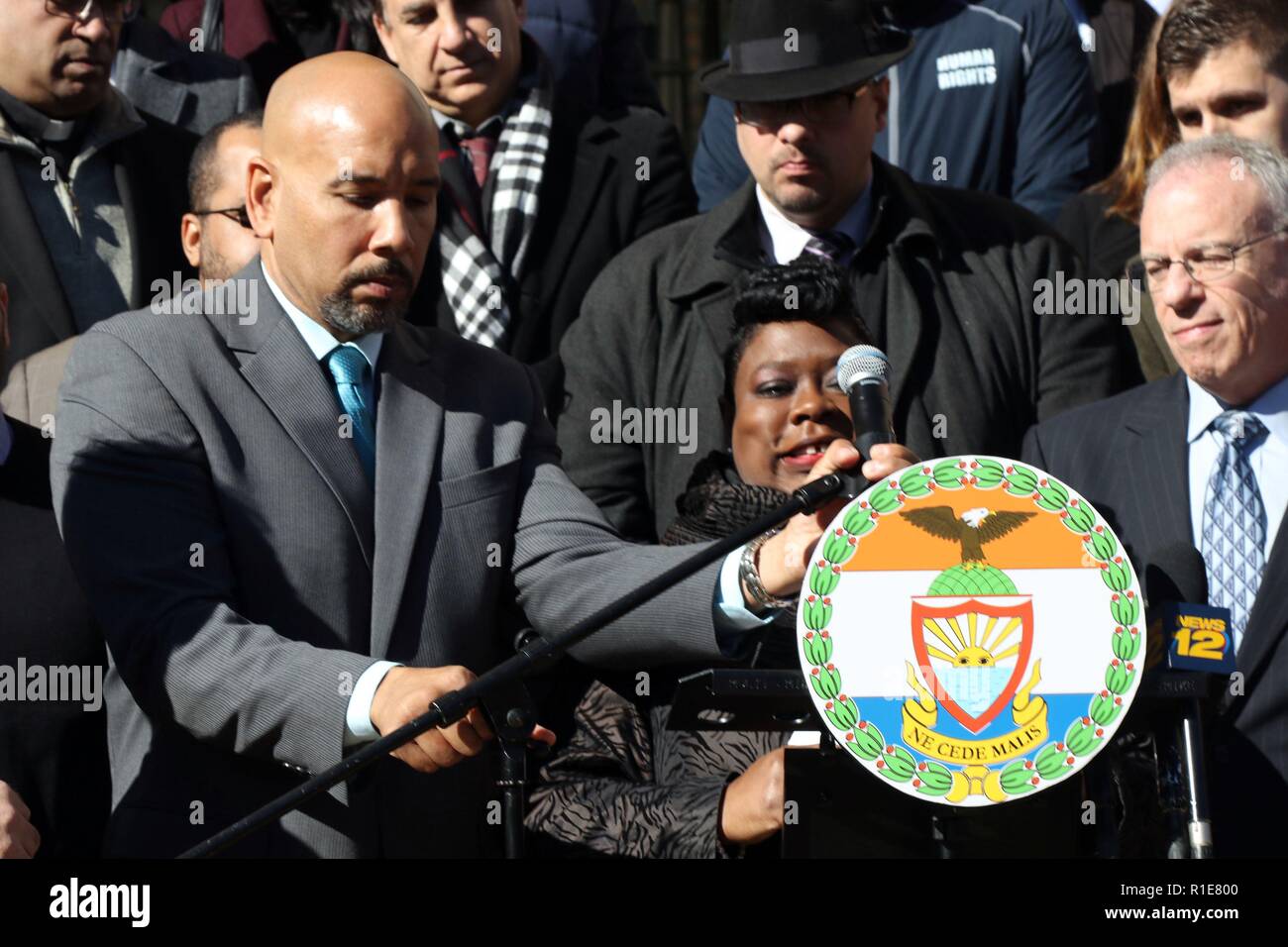 Bronx borough president ruben diaz jr hi-res stock photography and ...