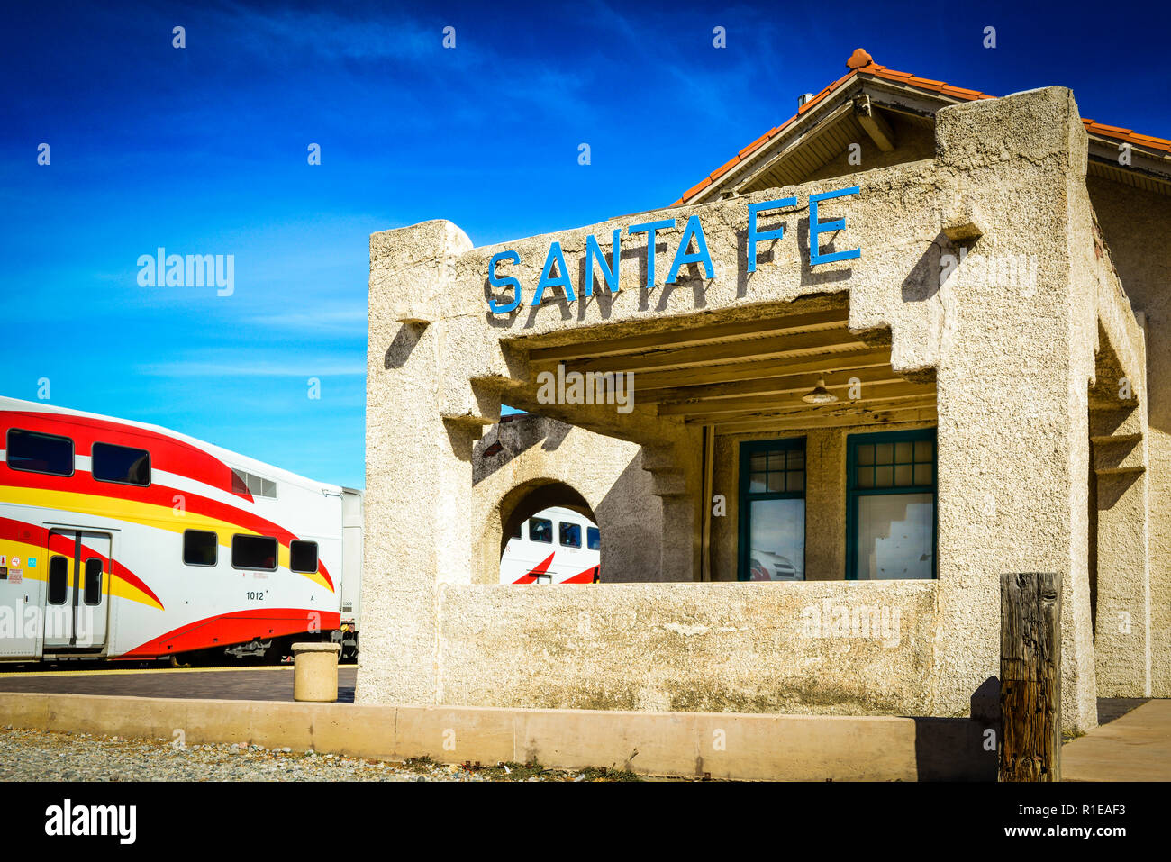 Rail runner express train hi-res stock photography and images - Alamy
