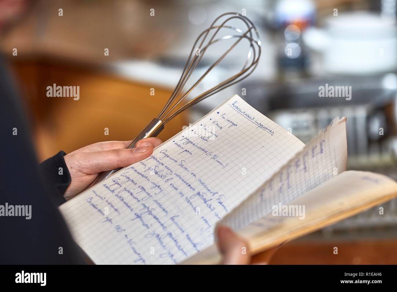 Check list recipe hi-res stock photography and images - Alamy