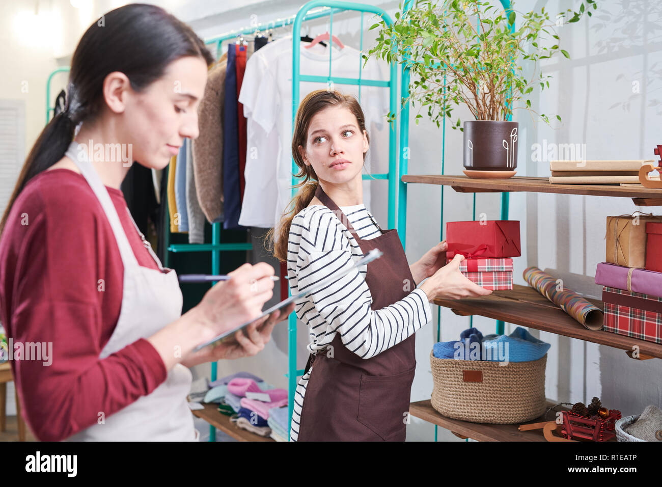 Decorating Store for Christmas Stock Photo - Alamy