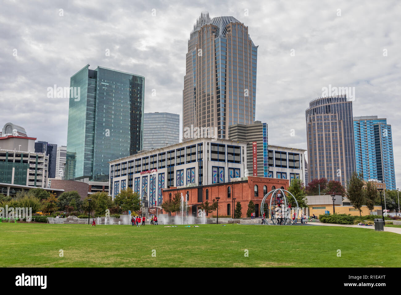 Playground water fountain hi-res stock photography and images - Alamy