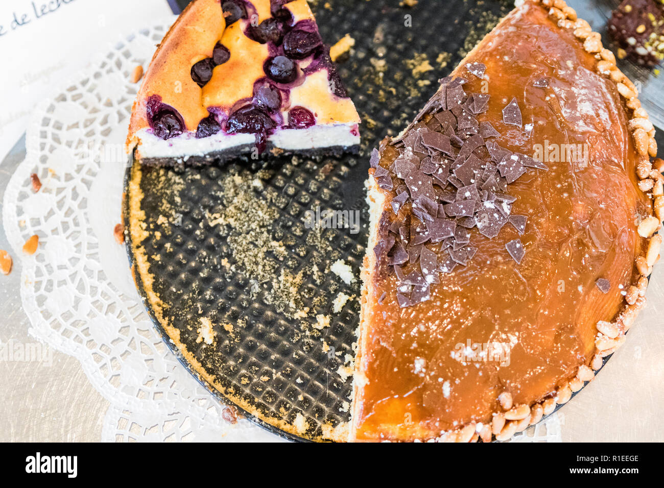 Cut pie hi-res stock photography and images - Alamy