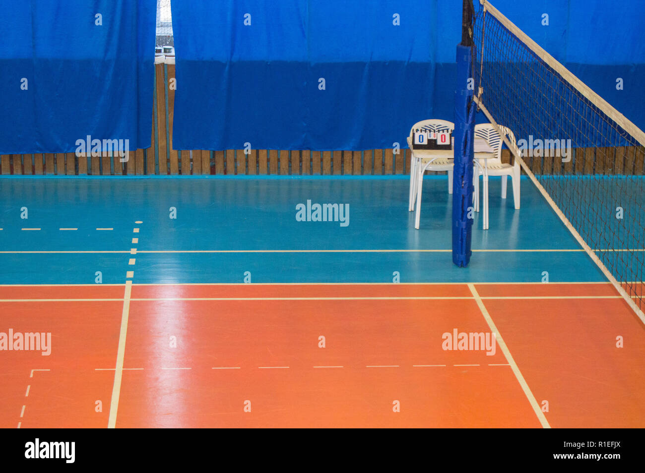 Volleyball gym ball net hi-res stock photography and images - Alamy