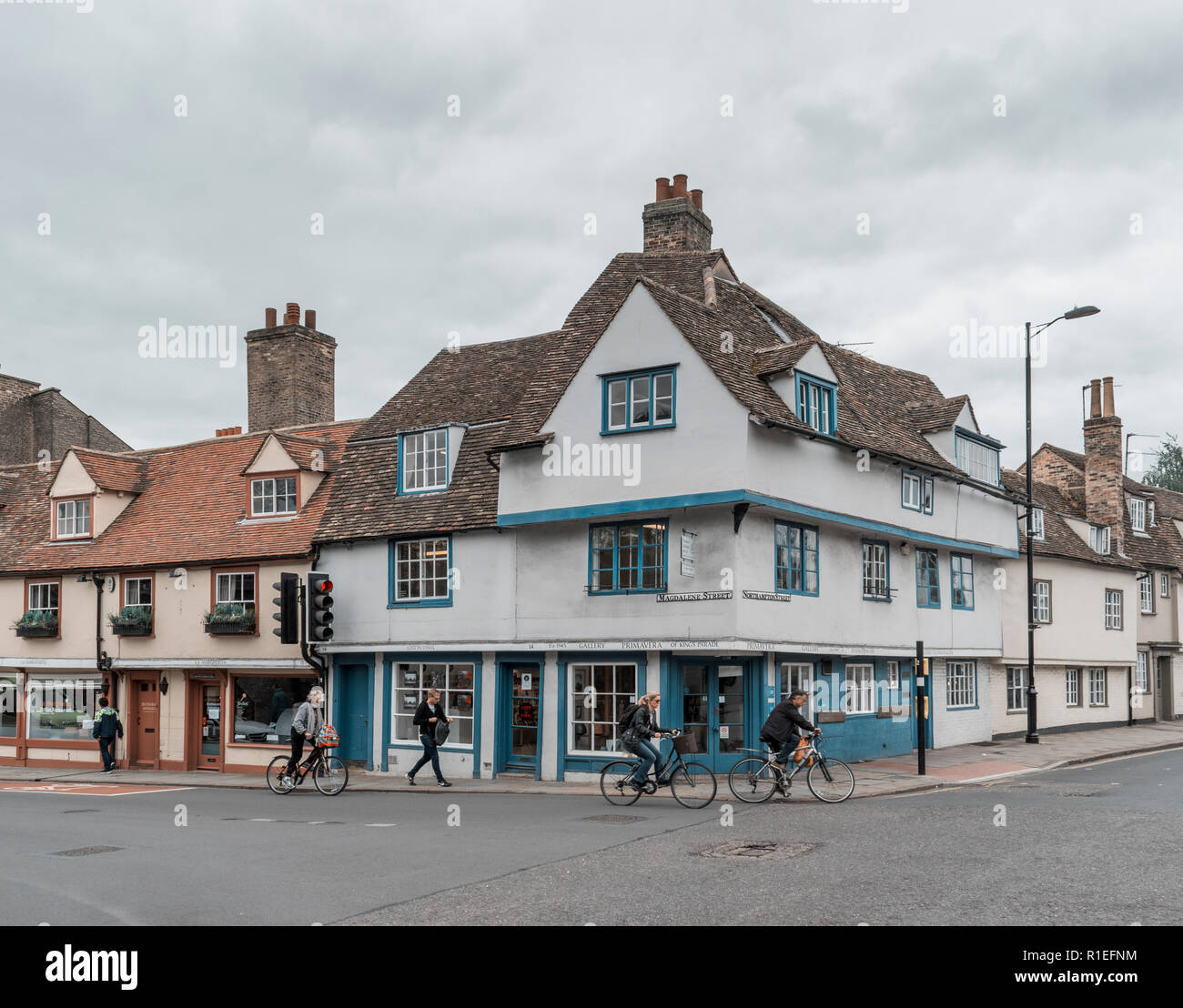 Pretty shops on Magdalene St, Cambridge, England, UK Stock Photo - Alamy