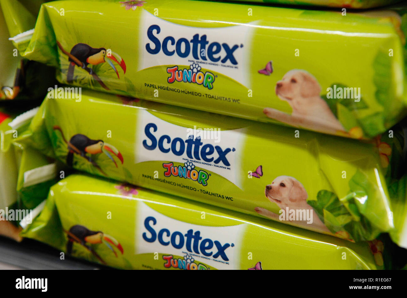 Scottex, Scott, wipes Stock Photo - Alamy