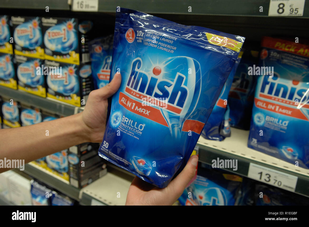 Newscastimages hi-res stock photography and images - Alamy