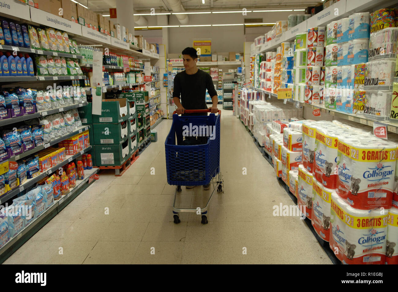 Carrefour trolley hi-res stock photography and images - Alamy