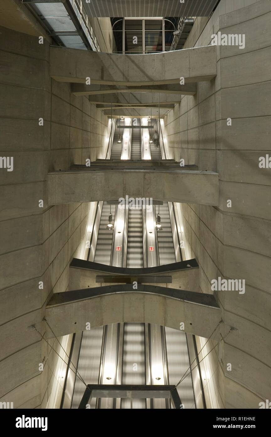 Wien, U-Bahnlinie U2, Station Schottenring, Architekt Gerhard Moßburger ...