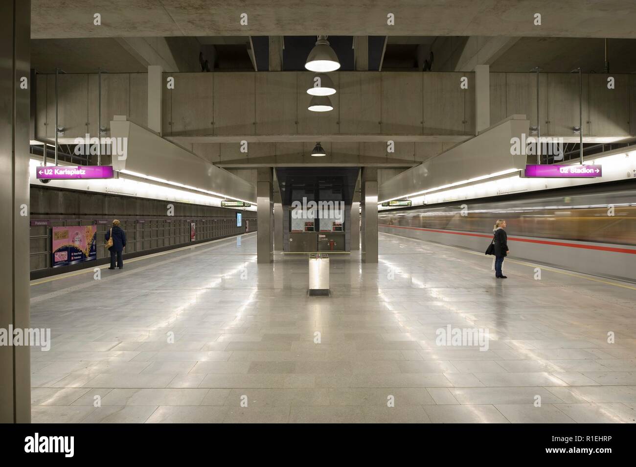 Wien, U-Bahn, U2 Praterstern, Architekt Gerhard Moßburger 2008 - Vienna ...