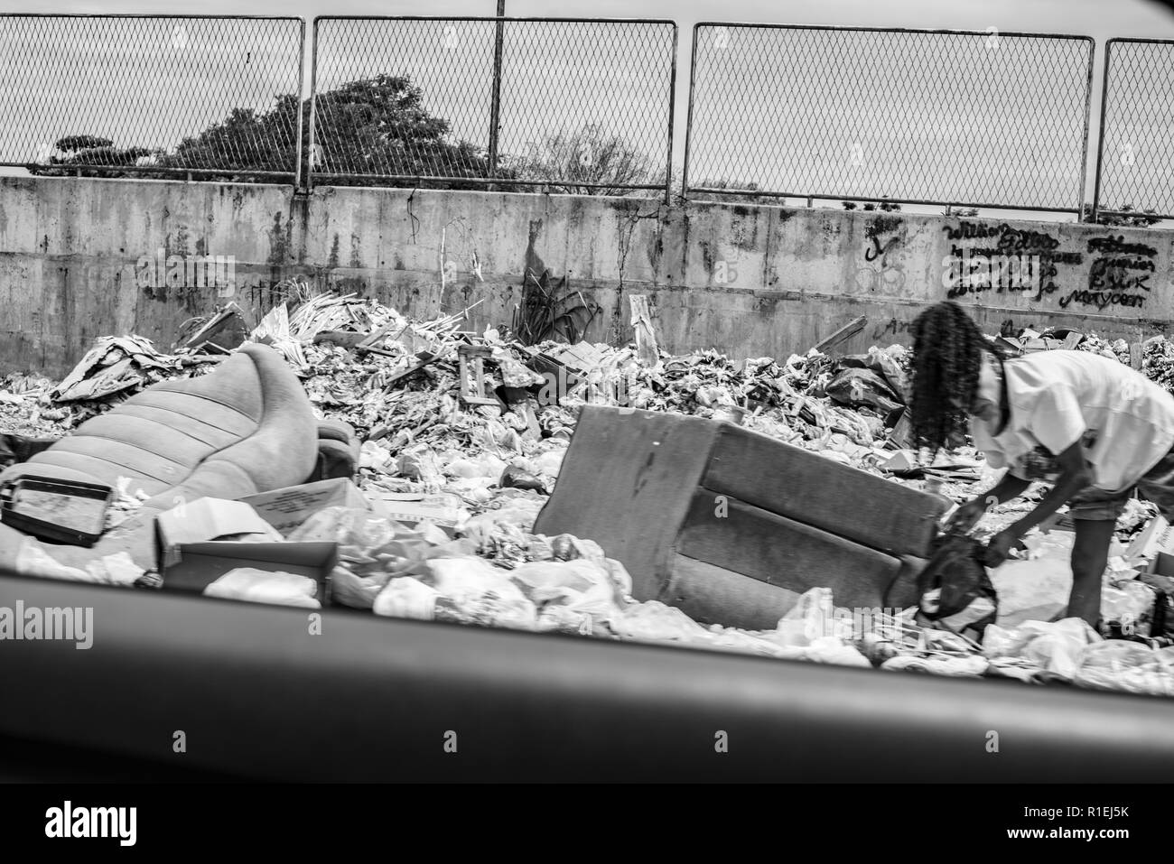 Old black woman poor america hi-res stock photography and images - Alamy