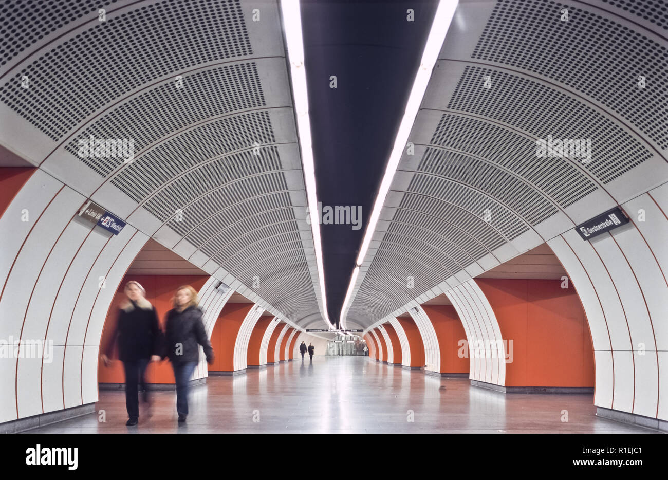 Wien, U-Bahn, U3 Station Westbahnhof - Vienna, Subway Line U3 ...